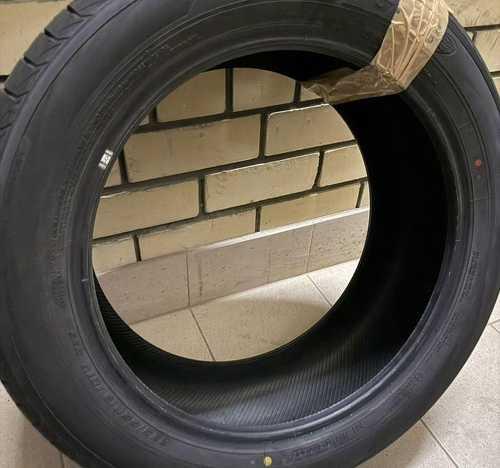 Yokohama Avid GT 235/55 R19 101V