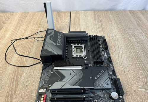 Gigabyte Z790 gaming X AX