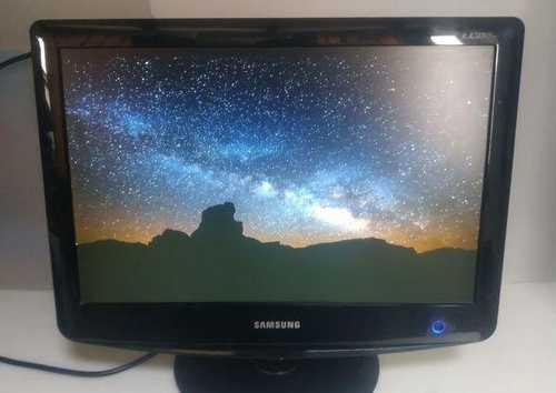 Телевизор Samsung 20 дюймов, подставка, пульт
