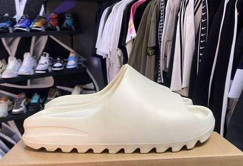 Тапочки adidas yeezy slide