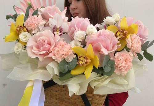 Живые цветы букеты розы,орхидеи, доставка