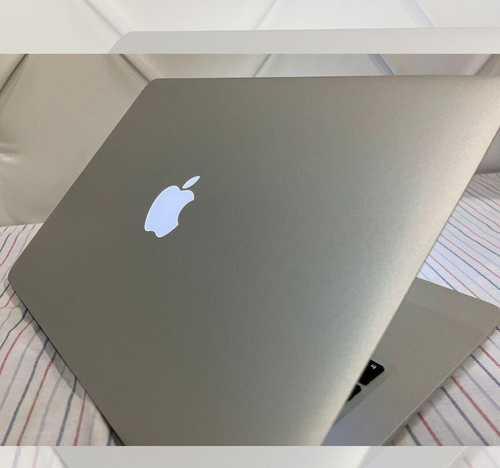 Apple macbook pro 13