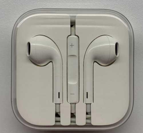 Наушники Apple EarPods Lightning