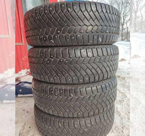 Continental ContiIceContact 215/60 R17 96T