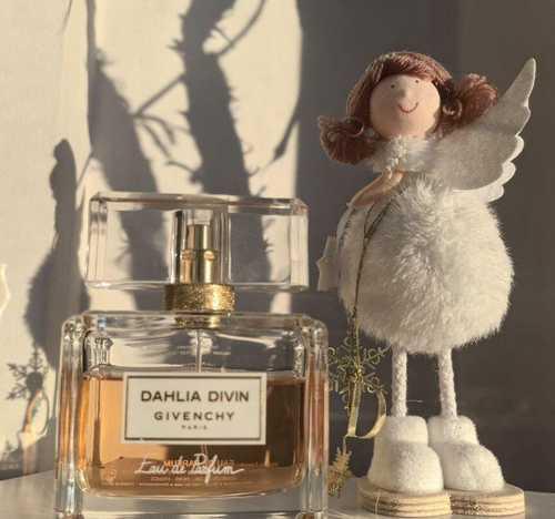 Givenchy Dahlia Divin Eau de Parfum 75 мл