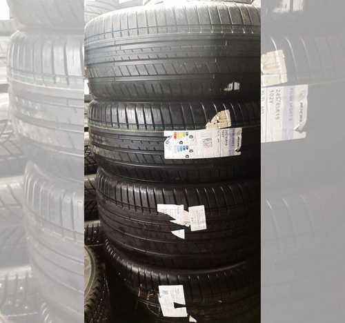 Michelin Pilot Sport 3 245/45 R19 и 275/40 R19 101Y