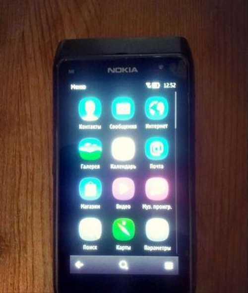 Смартфон Nokia N8