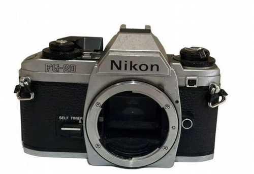 Nikon FG-20 + Sun Zoom 70-210mm 1-4.5 macro