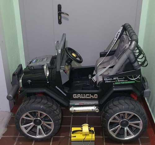 Электромобиль Peg Perego Gaucho Superpower 24v