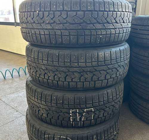 Kumho I'Zen RV Asymmetric 225/60 R17 99H