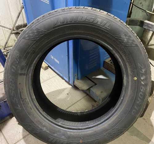 Landsail LS588 UHP 215/60 R16
