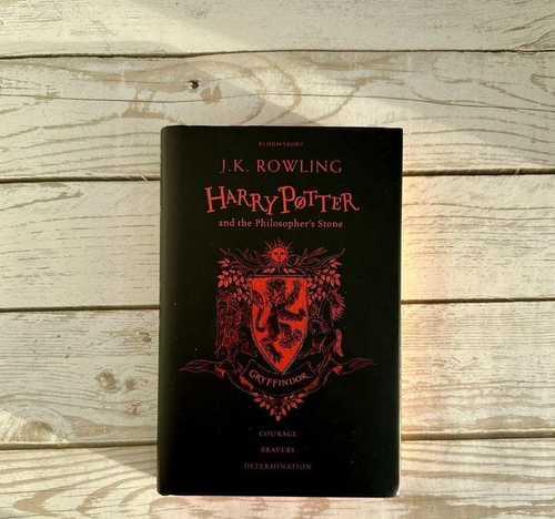 Книга Harry Potter and the Philosopher's Stone