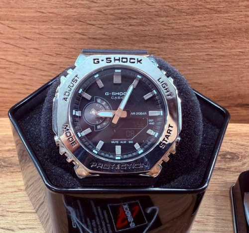 Часы Casio G-Shock GM-2100