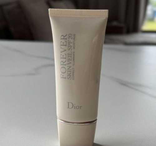 База праймер Dior forever skin veil