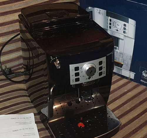 Кофемашина Delonghi ecam 22.110.B