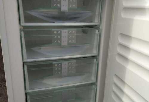 Морозильники вертикальные,холодильники