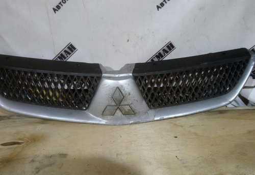 Решетка радиатора mitsubishi lancer 9 (CS/Classic)