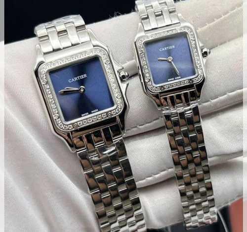 Часы женские Cartier с синим циферблатом