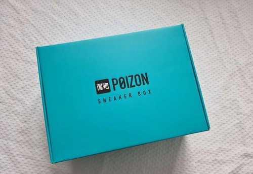 Коробка Poizon sneaker box