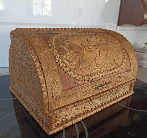 Шкатулка хлебница из бересты