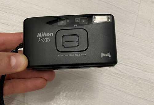 Пленочный фотоаппарат Nikon AF600