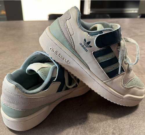 Кроссовки adidas, 36 р