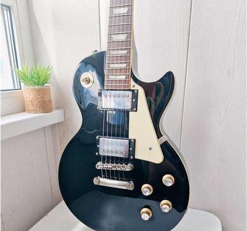 Электрогитара Epiphone Les Paul Classic Ebony