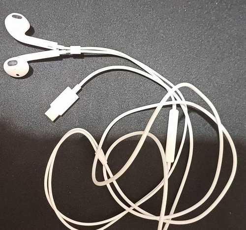 Проводные наушники Apple EarPods (USB-C)