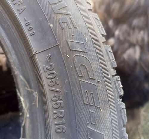 Toyo Observe Ice-Freezer 205/55 R16 T