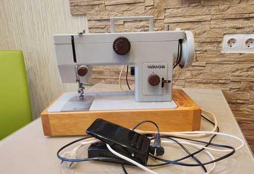 Швейная машинка Чайка 134а