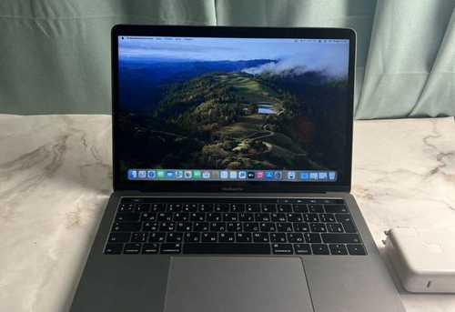 MacBook Pro 13 2019г 8/256гб 177 циклов Touch Bar