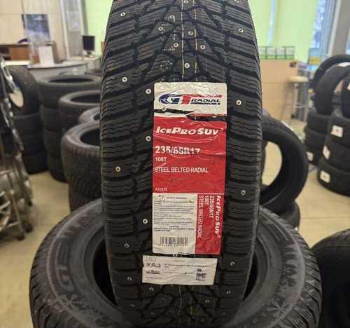 GT Radial Champiro IcePro 3 SUV 235/65 R17 108T