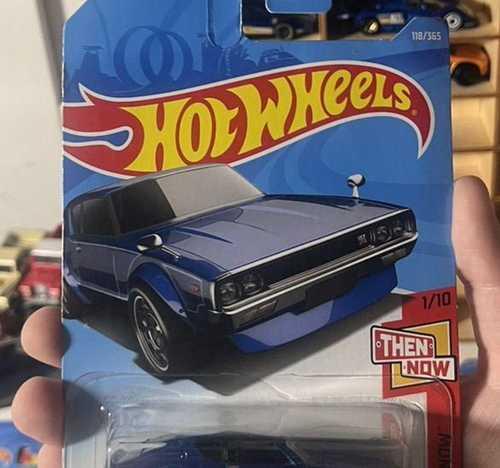 Hot wheels nissan skyline 2000 gt r