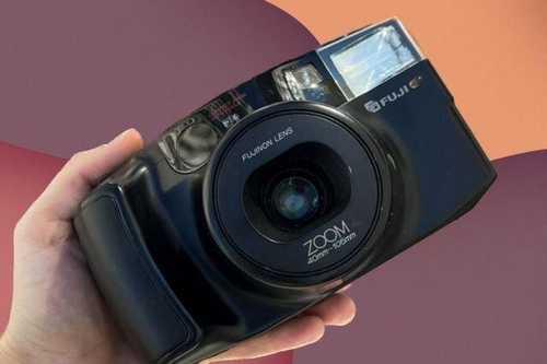 Пленочный фотоаппарат Fuji zoom Cardia 2000