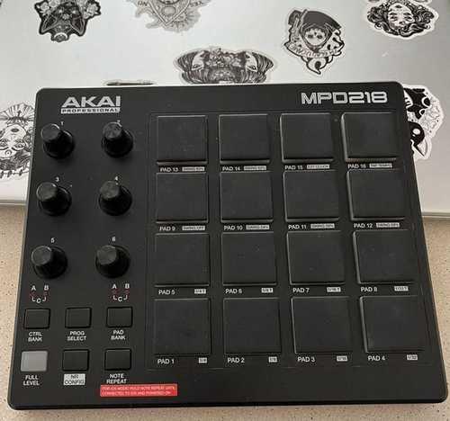 Midi контроллер akai MPD 218