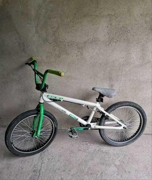 Велосипед BMX GT