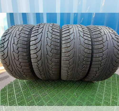 Nokian Tyres Hakkapeliitta SUV 5 285/60 R18 119T