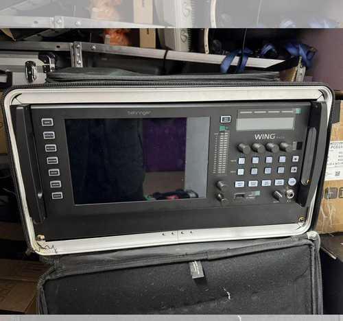 Behringer wing rack
