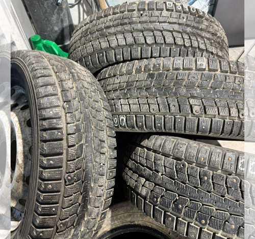 Продам зимние шиповны колёса Dunlop