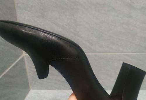 Обувь женская 39 размер- туфли