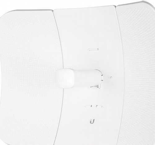 Ubiquiti LiteBeam LBE-5AC-LR 10/100/1000base-T компл.:устройство/крепления/адаптер белый