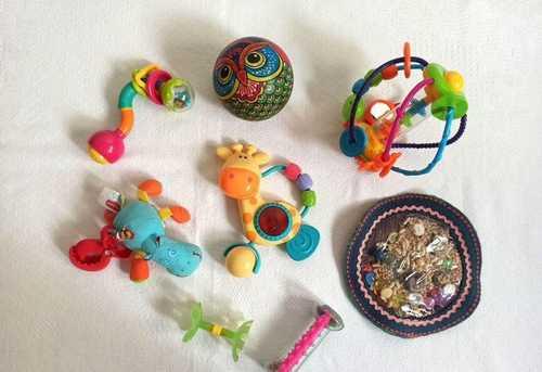 Пакет игрушек погремушек для малышей до года