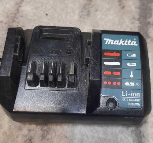 Зарядное устройство для шуруповерта makita