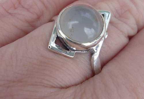 Кольцо из серебра 925,халцедон