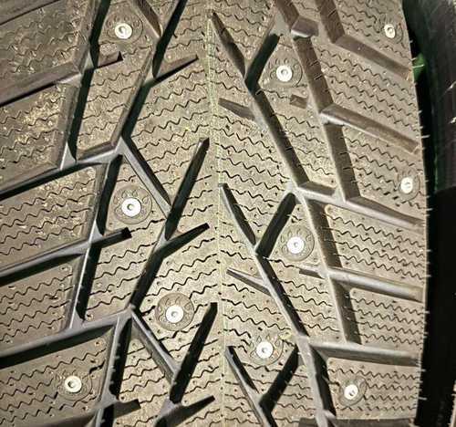 ChaoYang H188 225/60 R17 99T