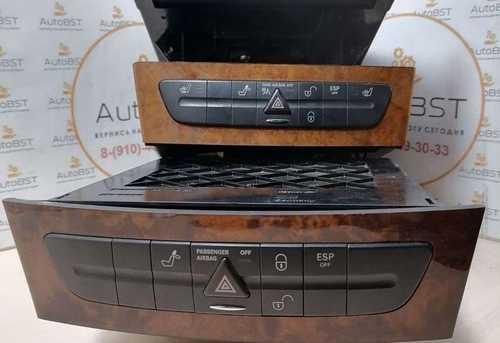 CD-чейнджер Mercedes W211 A2116800552