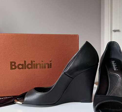Туфли женские новые baldinini 39
