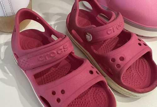 Сандалии crocs c8