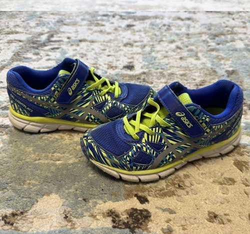 Кроссовки на мальчика Asics