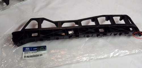 Кронштейн зад. бампера новый Hyundai 866143Z000